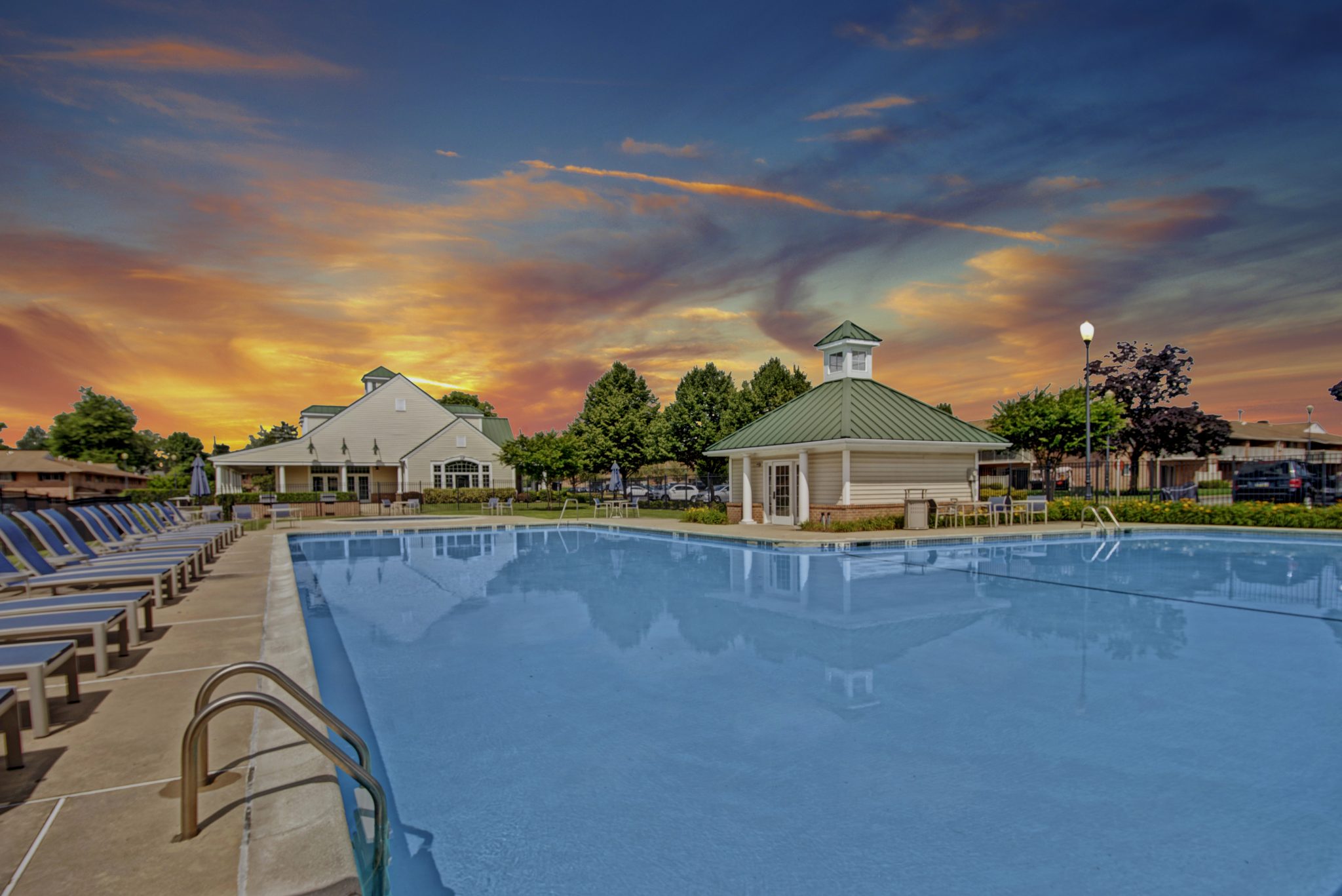 Photos – Golf Club Apartments