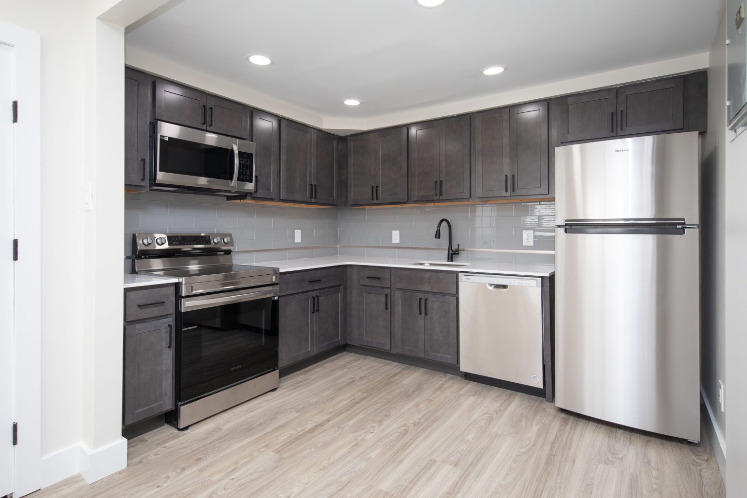 Photos – Golf Club Apartments