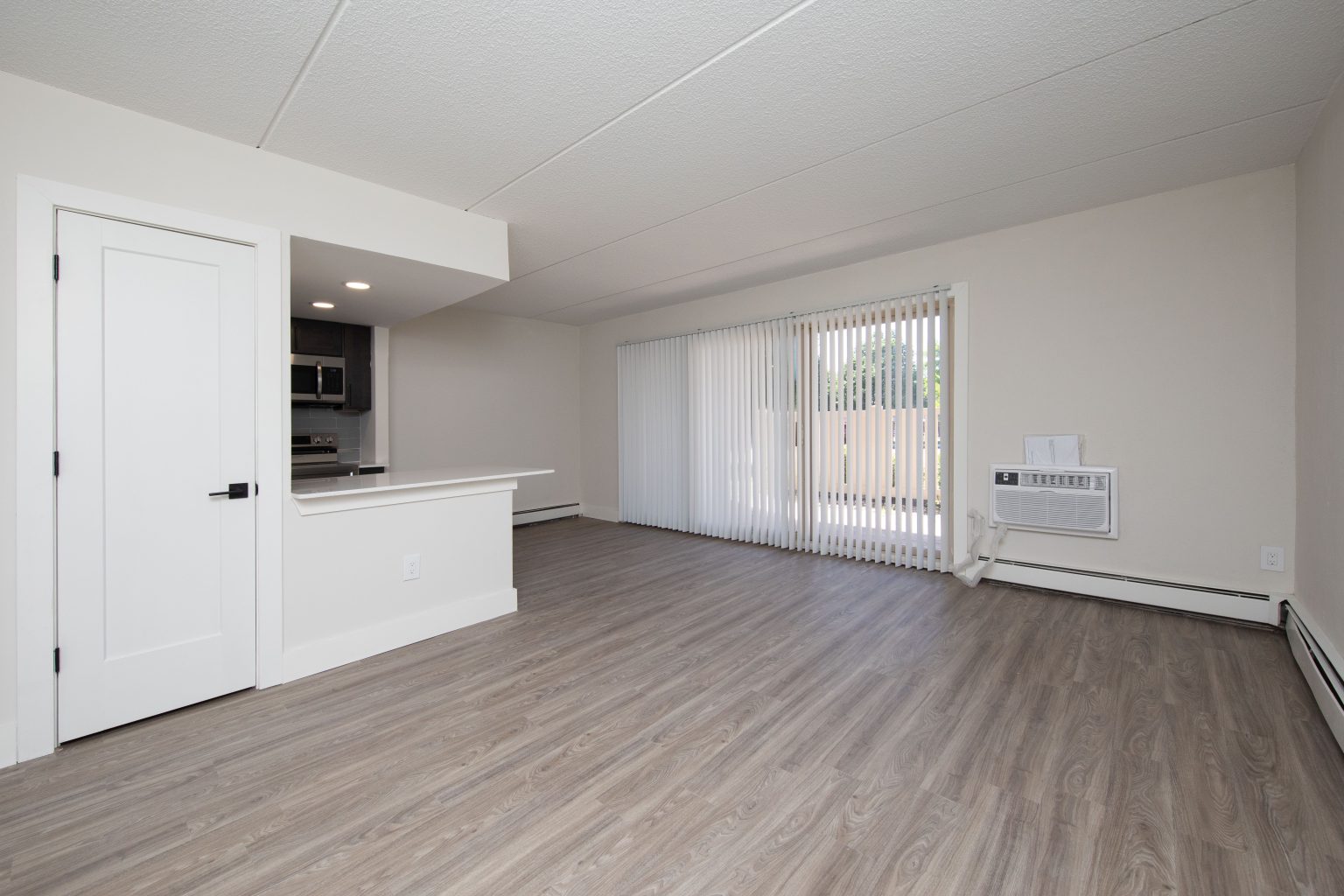 Photos – Golf Club Apartments
